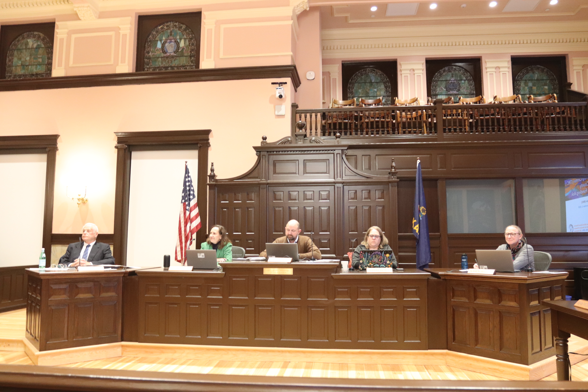 Douglas County commissioners take no action on changes to fund balance ...